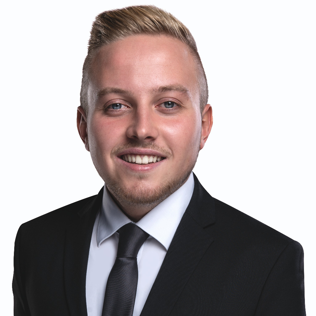 Dennis Ullmann - Qualifizierungstechniker - pester pac automation GmbH ...