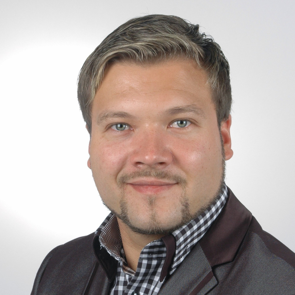 Roberto Lippold - Inhaber - CNC-Milling | XING