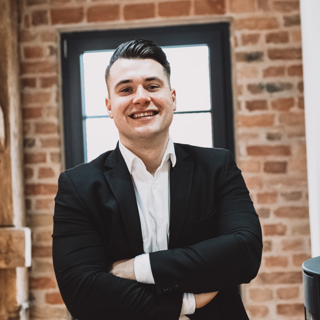 William Du Chesne - Immobilienmakler - William Du Chesne | XING