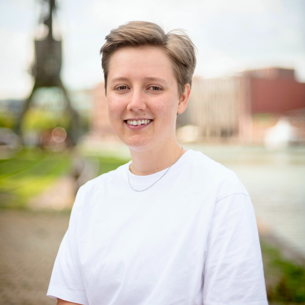 Lisa Meister - Mediengestalterin Digital und Print - Kopfkunst, Agentur ...