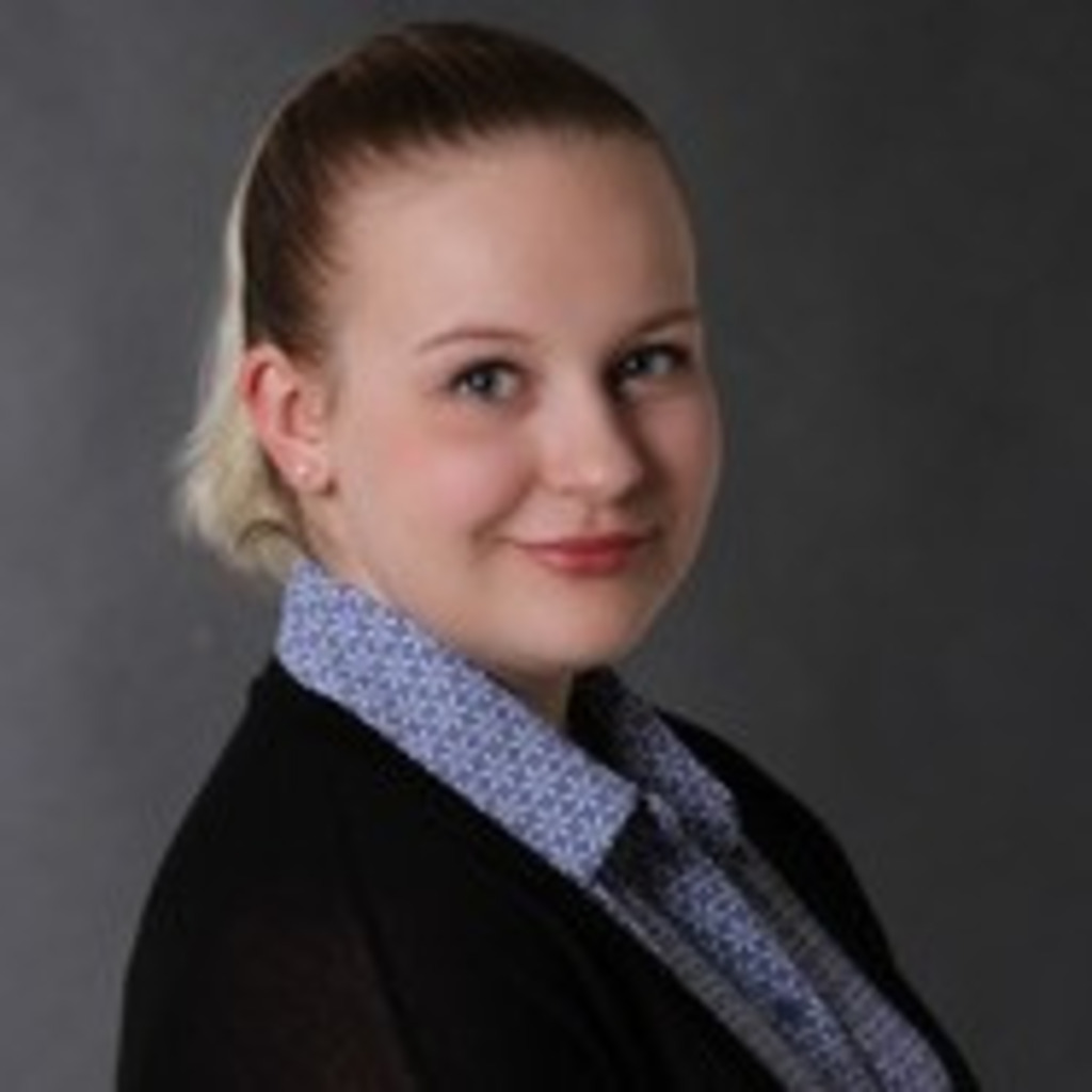 Daniela Summa - Facharbeiter Production Batch Record Review - Roche ...