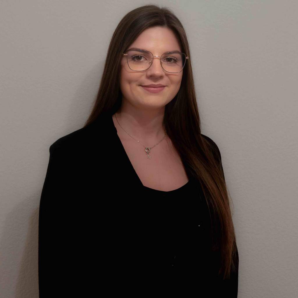 Natalie Halm - Disponentin - August Gschwander Transport GmbH | XING