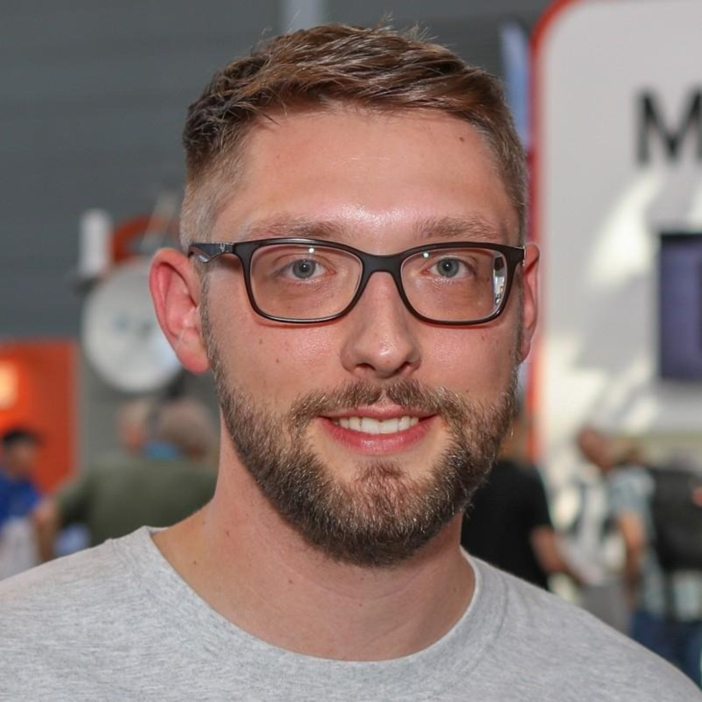 Philipp Springer - BWL Logistikmanagement - IUBH Duales Studium | XING