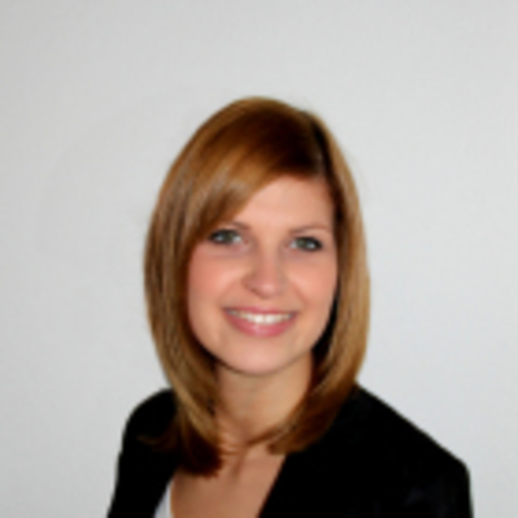 Julia Strauss's Instagram, Twitter & Facebook on IDCrawl