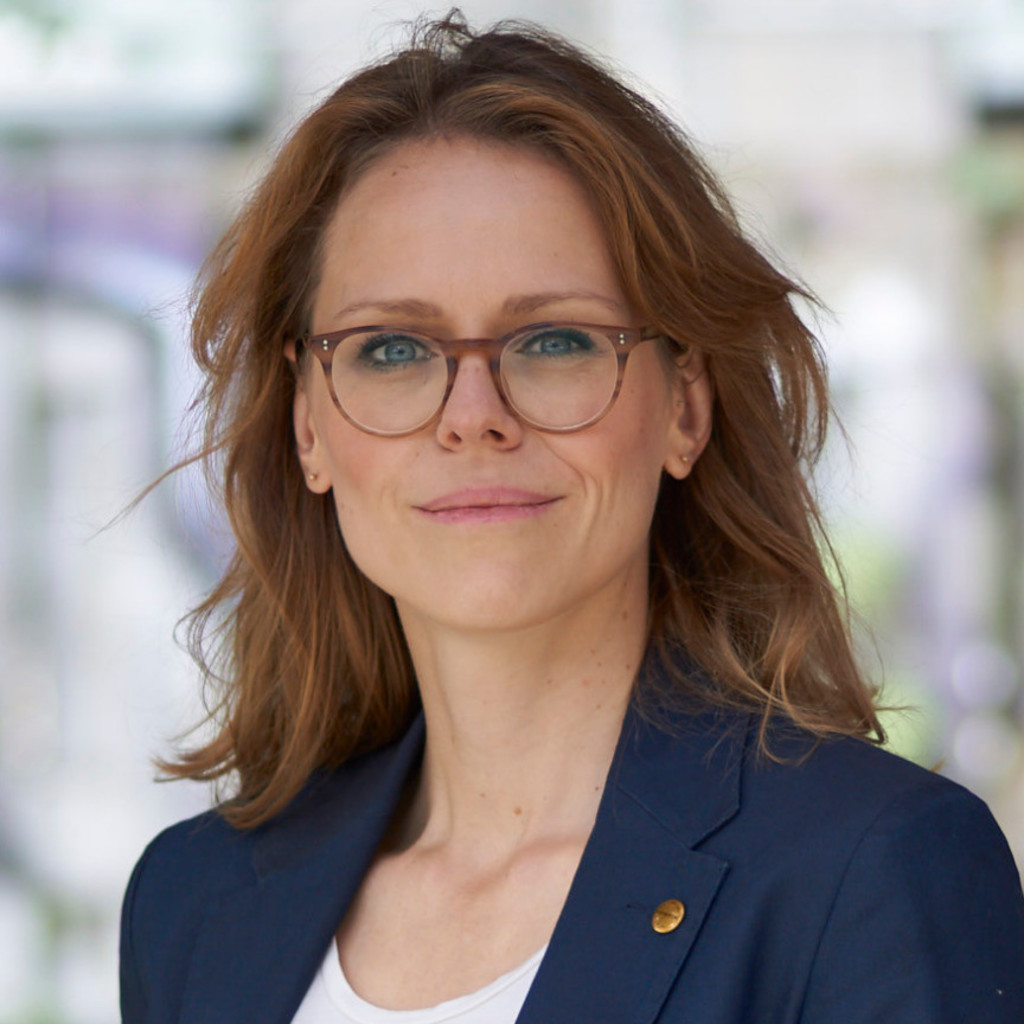 Judith Reetz - Art-Direktorin - Rotho Kunststoff GmbH | XING