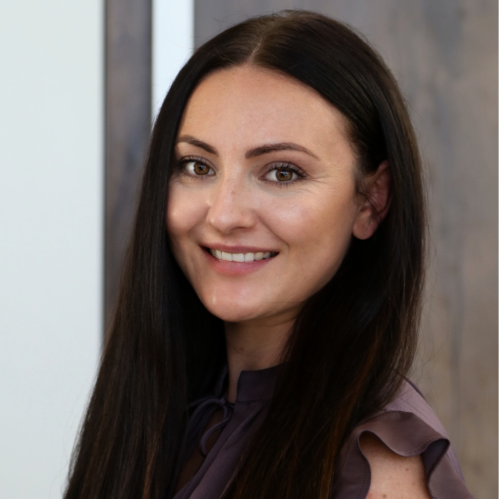 Natalie Schmidt - Vertriebsinnendienst Export - KEMMLIT-Bauelemente ...