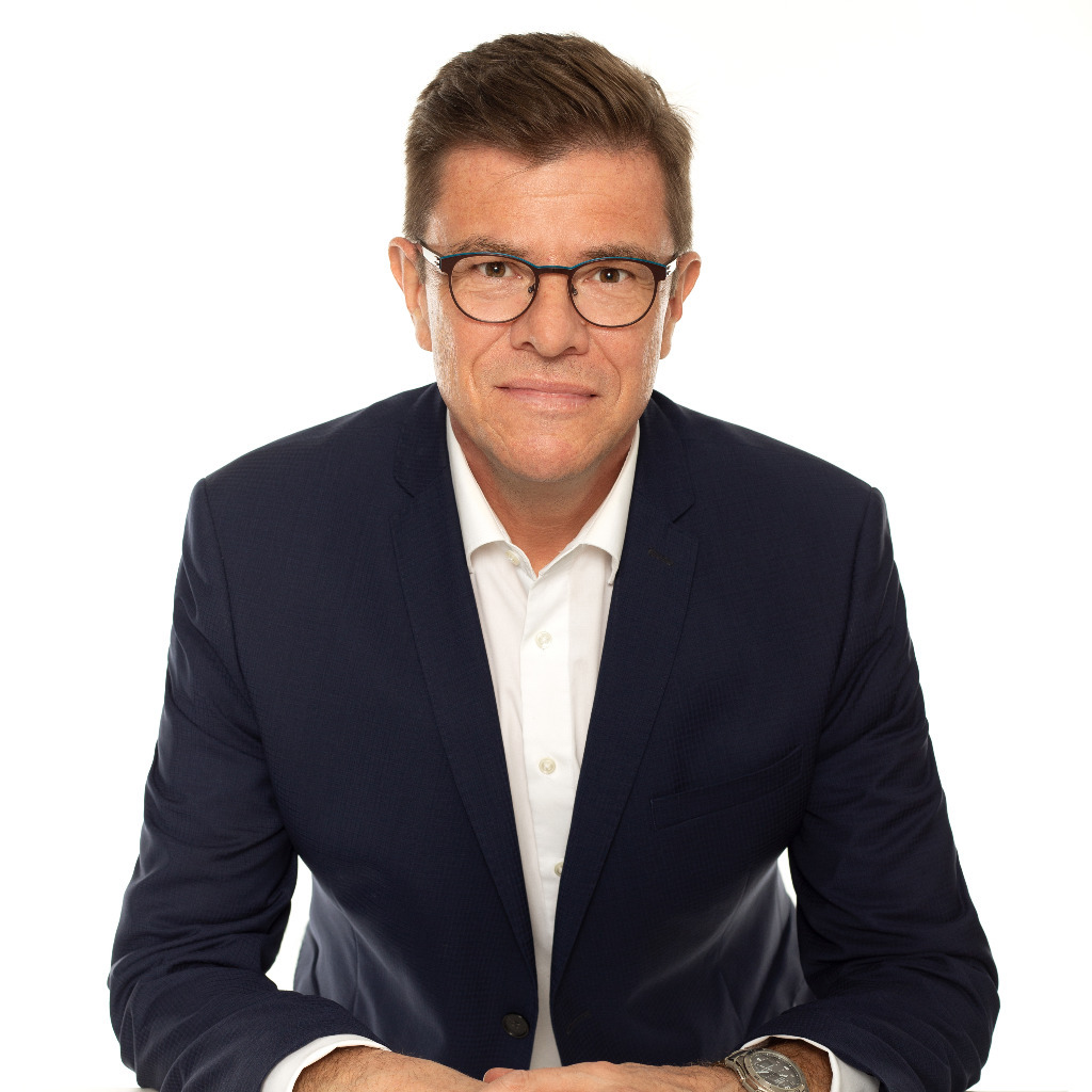 Jörg Schunk - Inhaber - EWENFI Energiewende Finanzieren | XING