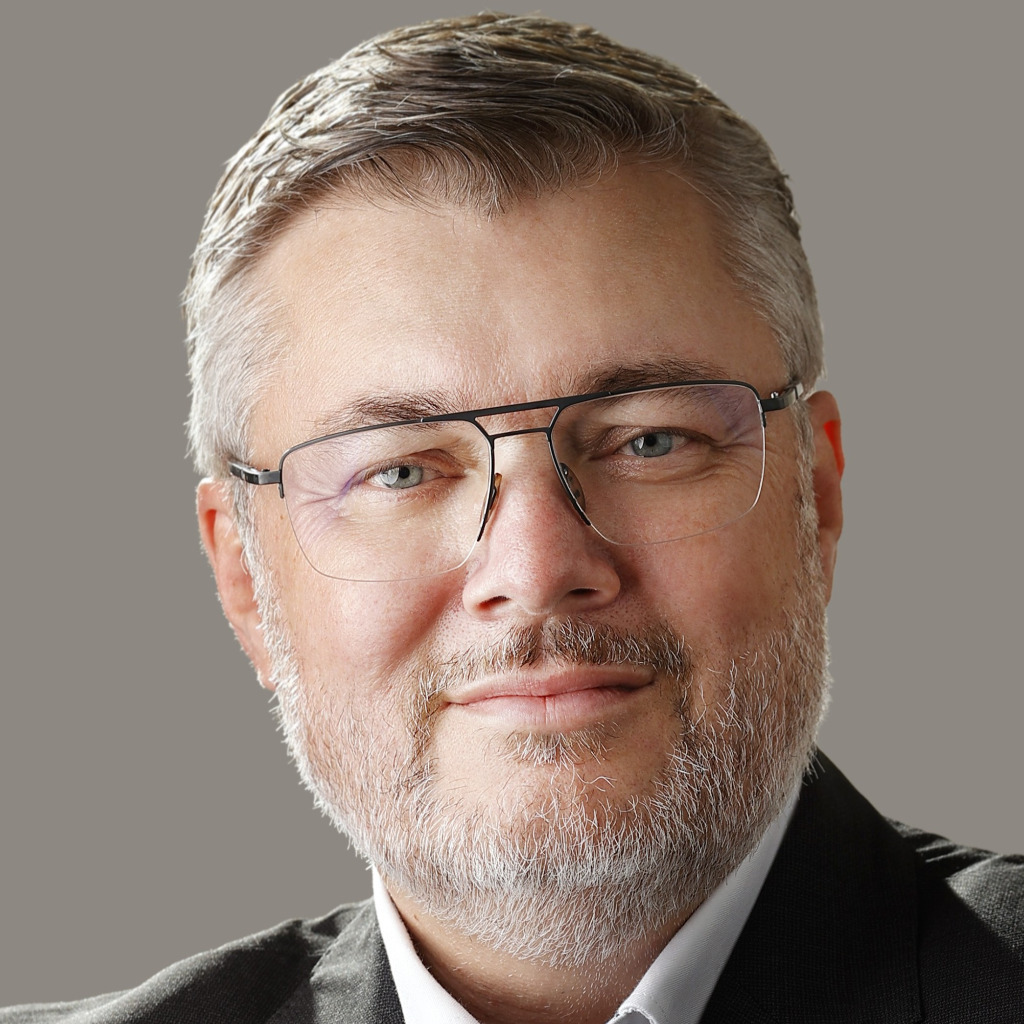 Andreas Bach - Chief Operating Officer - GoldenPeaks Capital | XING