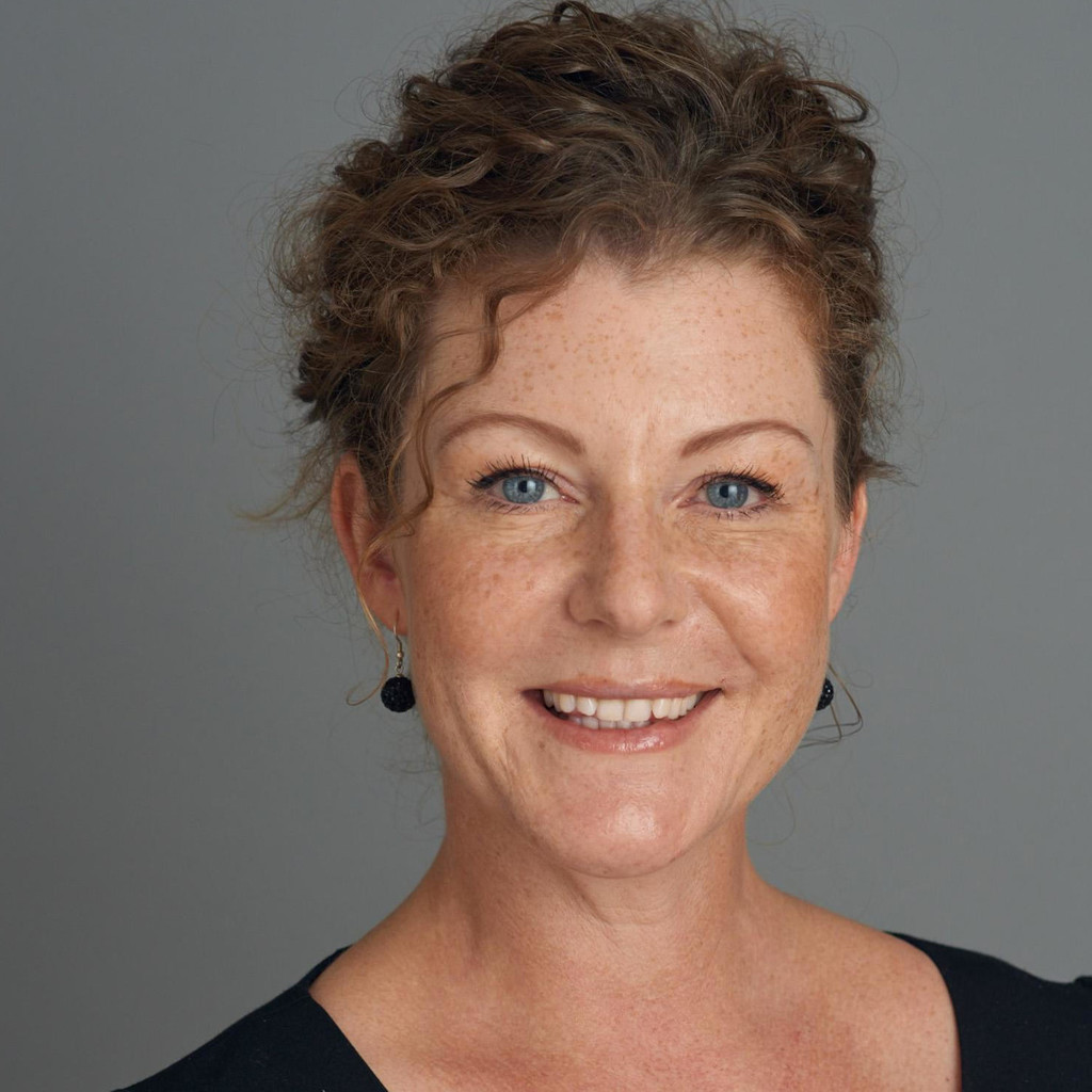 Alexandra Rhiner - Communication Manager - Advance - Women in Swiss ...