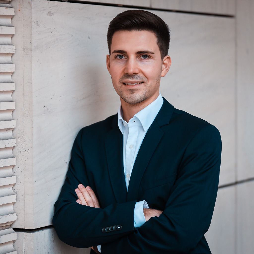 Raphael Dimitroff - Fertigungsplaner | Sattlerei - Porsche AG | XING