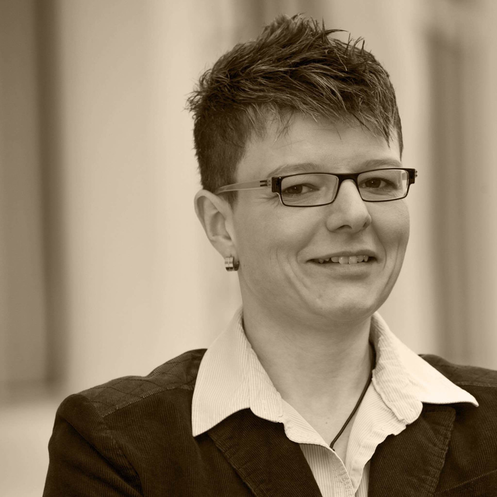 Birgit Hahn - Head of Central Field Service and KRONES Academy - Krones ...