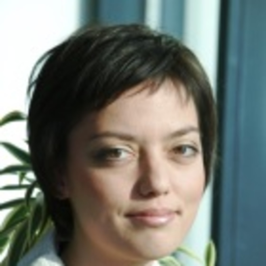 Angela Penzes - Junior Regional Controller and FPA - CCI Valve ...