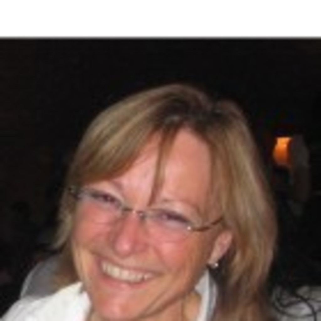 Christa Brunner - Accountant - Jafra Cosmetics GmbH & Co KG | XING