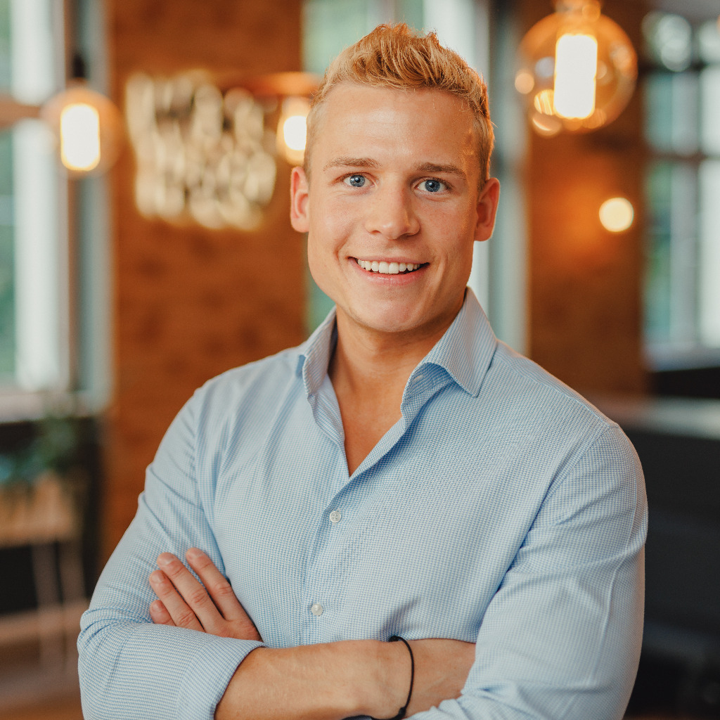 Alexander Perret - Co-Founder & Director München - Zabel | XING