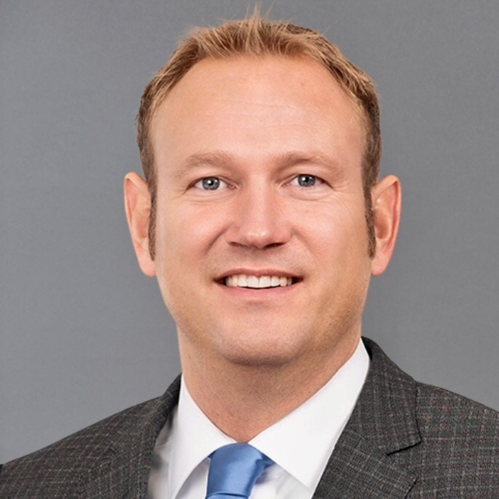 Michael Lemke - Direktor Vertrieb VR Banken - DZ PRIVATBANK | XING