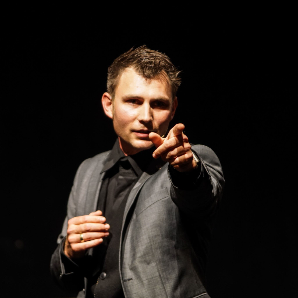 Frank Feigl - Zauberkünstler - Zauberkünstler und Mentalist | XING