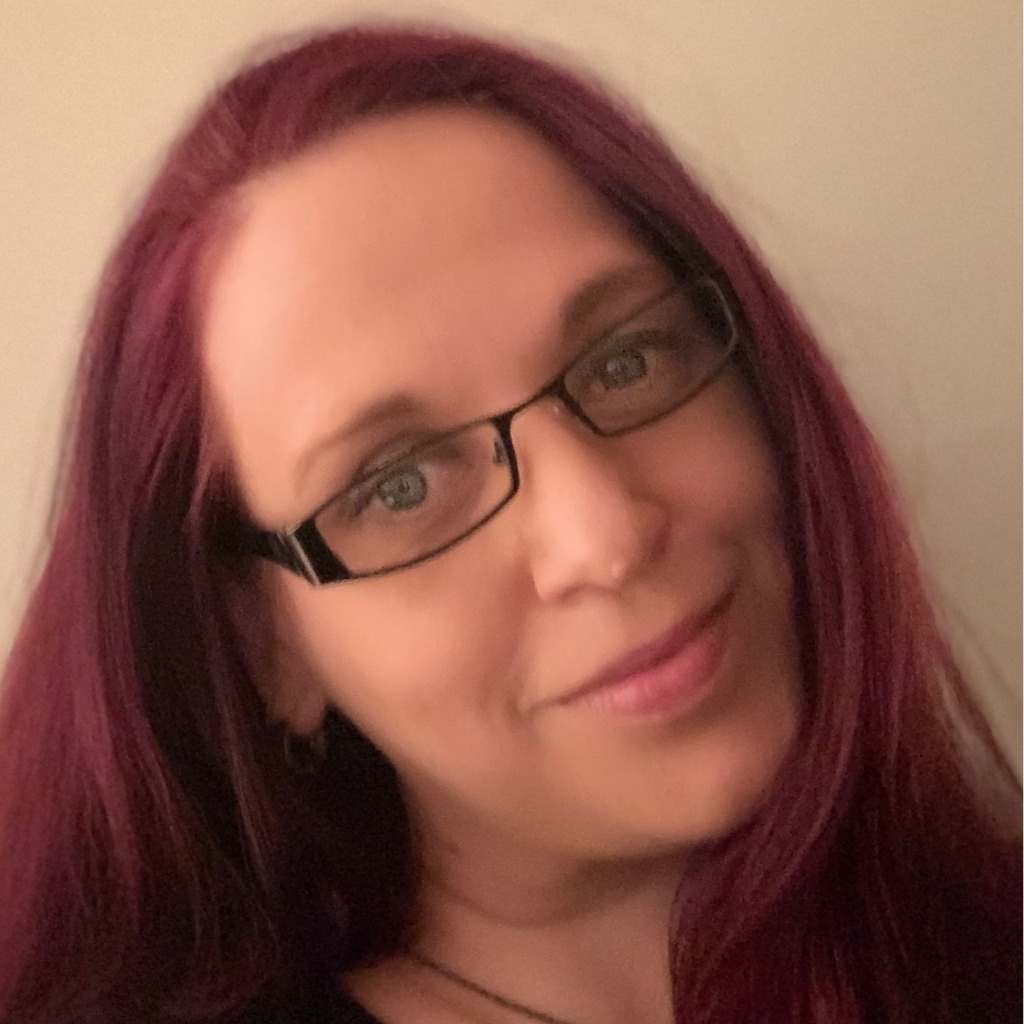 Andrea Plate's Instagram, Twitter & Facebook on IDCrawl