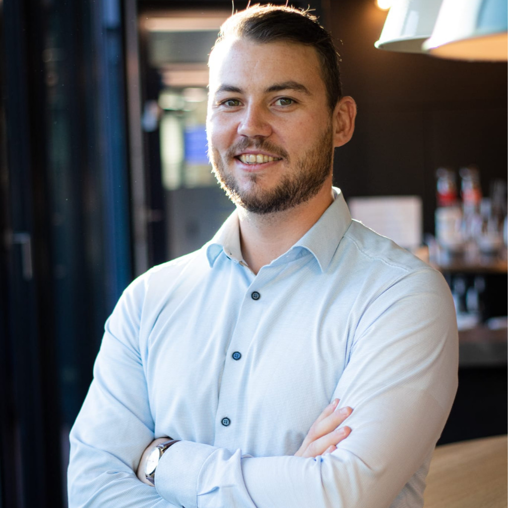 Michael Büttner - Leiter Gesamtbankrisikoüberwachung - TeamBank AG | XING