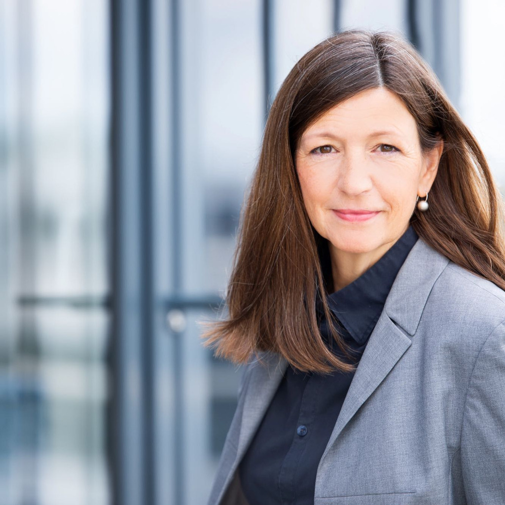 Susanne Flamm - Vertriebstrainerin - SUXXEED Sales for your Success ...