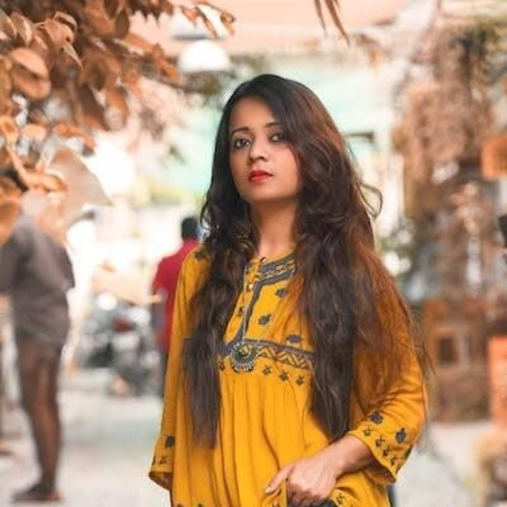 Mag. Olivia Ava - self employed - 1&1 | XING