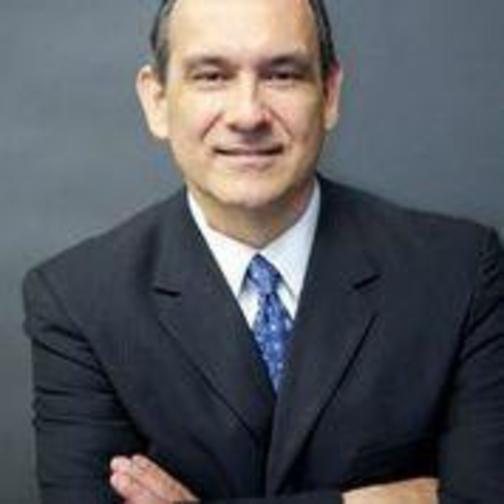 Roger Reyna - Senior Director - Professional Alternatives | XING