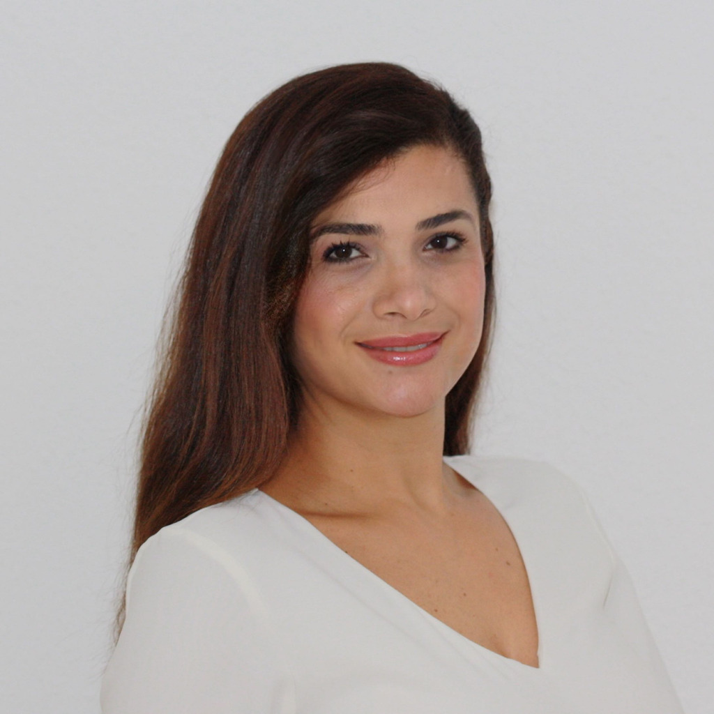 Fatima Karaki - Zahntechnikermeisterin - Amann Girrbach AG | XING