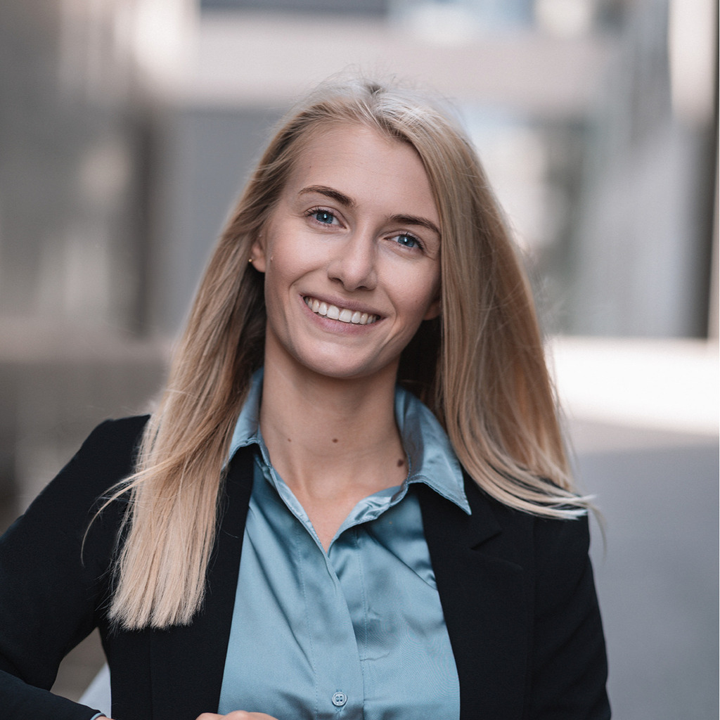 Anne Reis - Business Senior Consultant - BearingPoint | XING