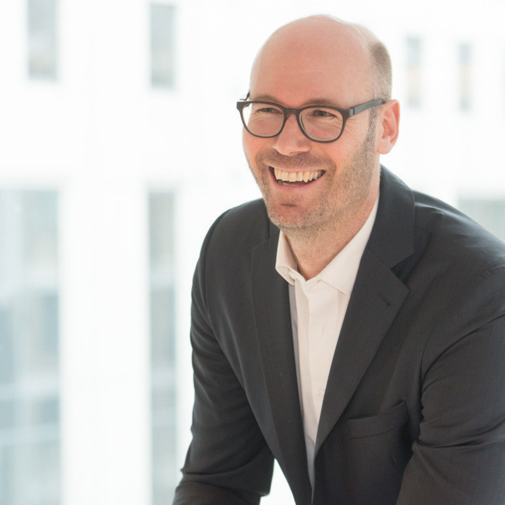 Prof. Dr. Martin Weiss - Professor - Vlerick Business School | XING