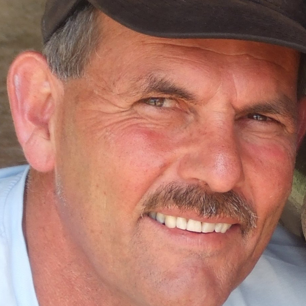 John Symon - SVP International Markets - Document Boss | XING