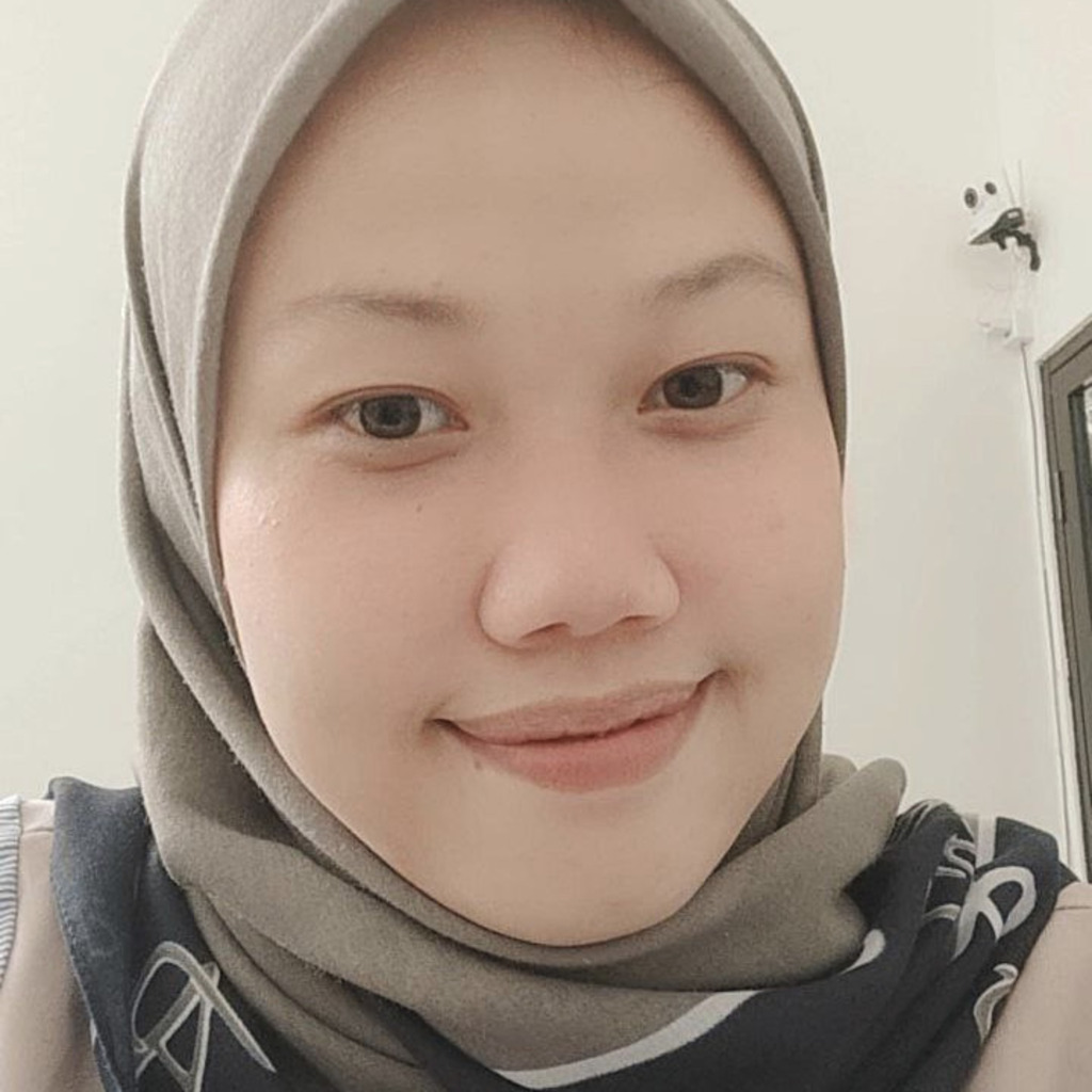 Alin Parlina - Grafikdesignerin - PT Bina Estetika Indonesia | XING