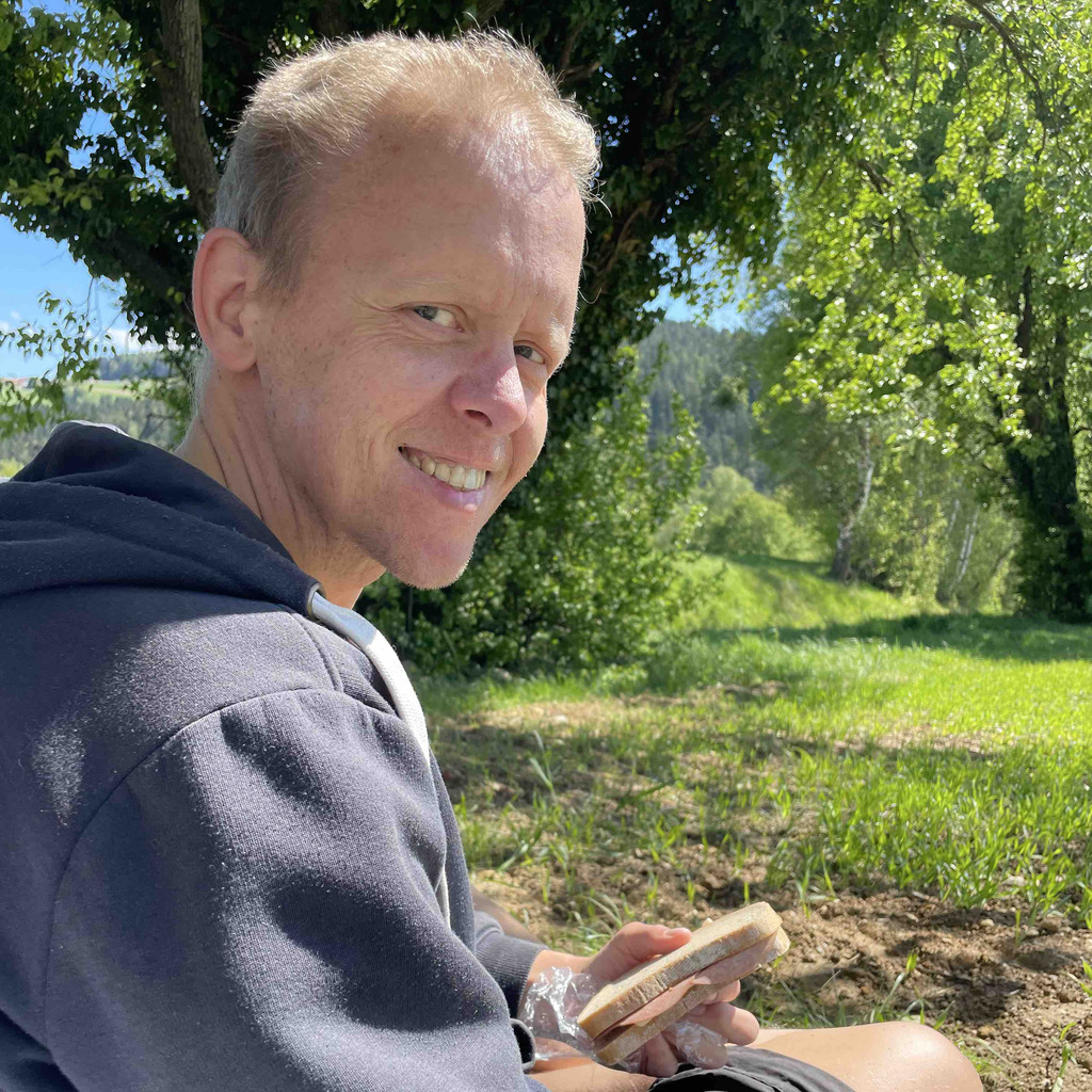 Andy Metz - LKW-Fahrer, Staplerfahrer, Kranführer - AMS | XING