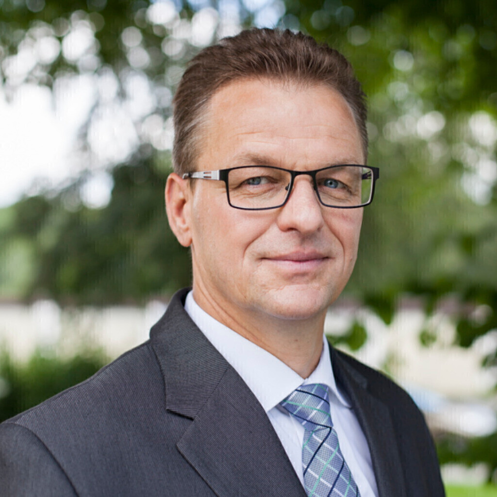 Harry Richter - Niederlassungsleiter - Quirin Privatbank AG | XING