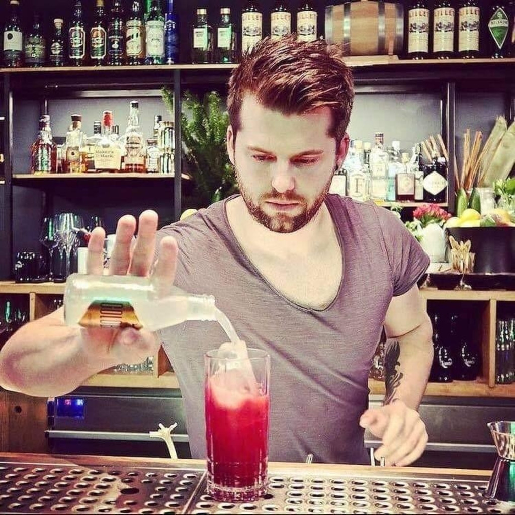 Florian Buchner - Brand Activation Manager - Perola GmbH | XING