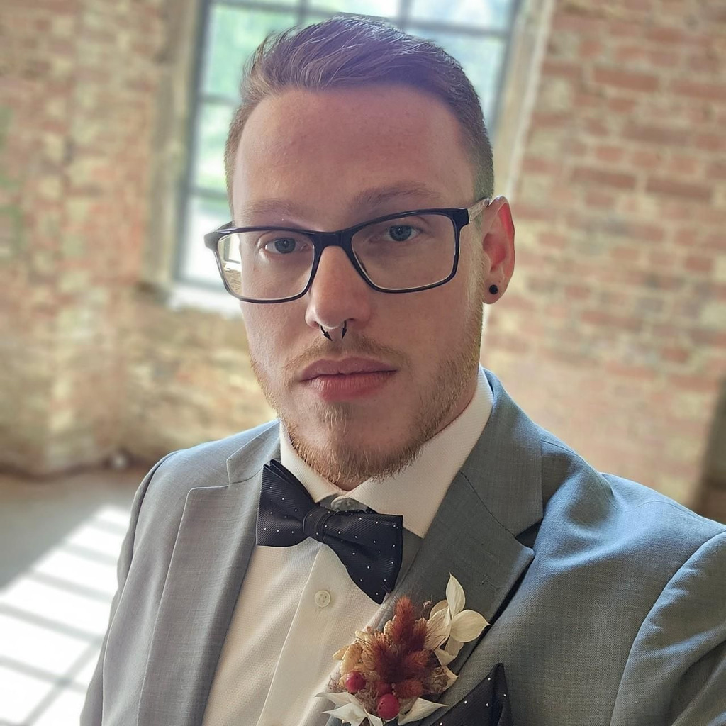 Tim Kniffka - Nutzfahrzeugmechaniker - BTS GmbH & Co. KG | XING