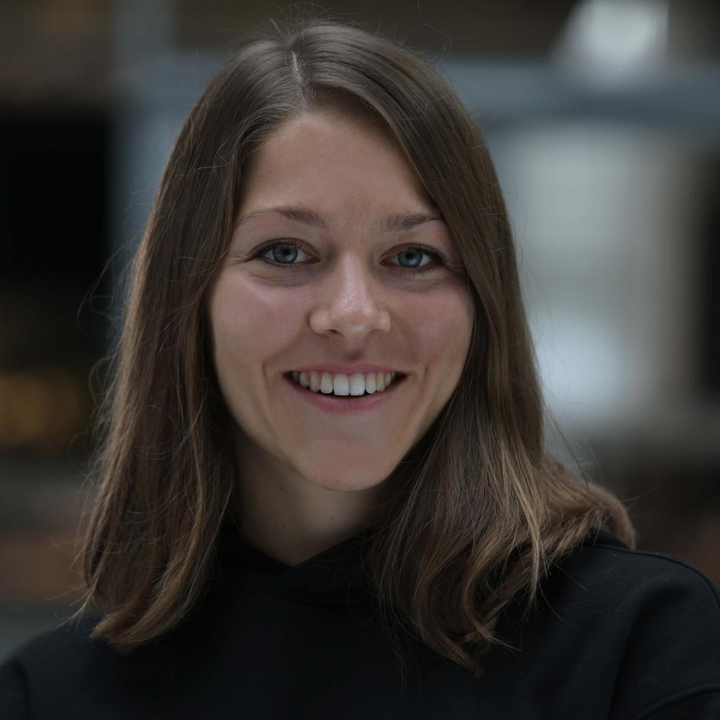 Clara Serra - Global Outlet Planning Manager - Hugo Boss AG, Metzingen ...