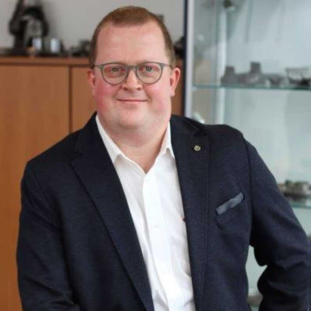 Mike Hupp - Leiter Werkzeugbau & Leiter für die Gewerblich-technische ...