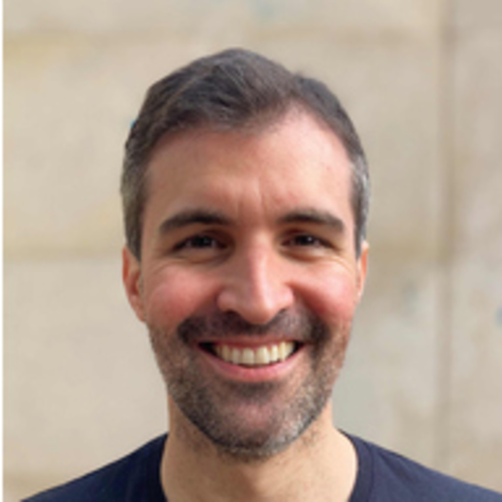 Rodolpho Tsvetcoff - Marketing and Innovation - IADE - Universidade ...