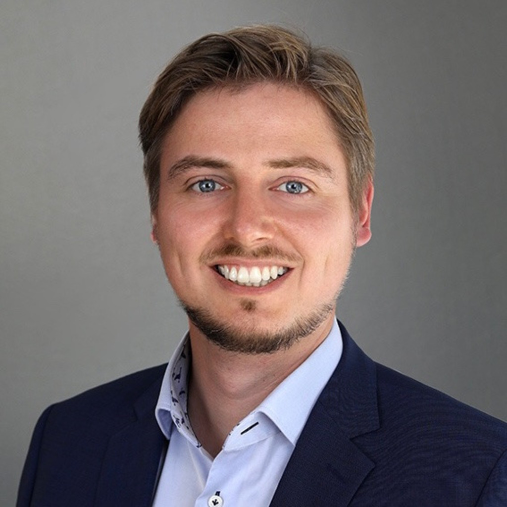 Robert Tröstl - Teamleiter Produktionstechnik & Projekt-Engineering ...