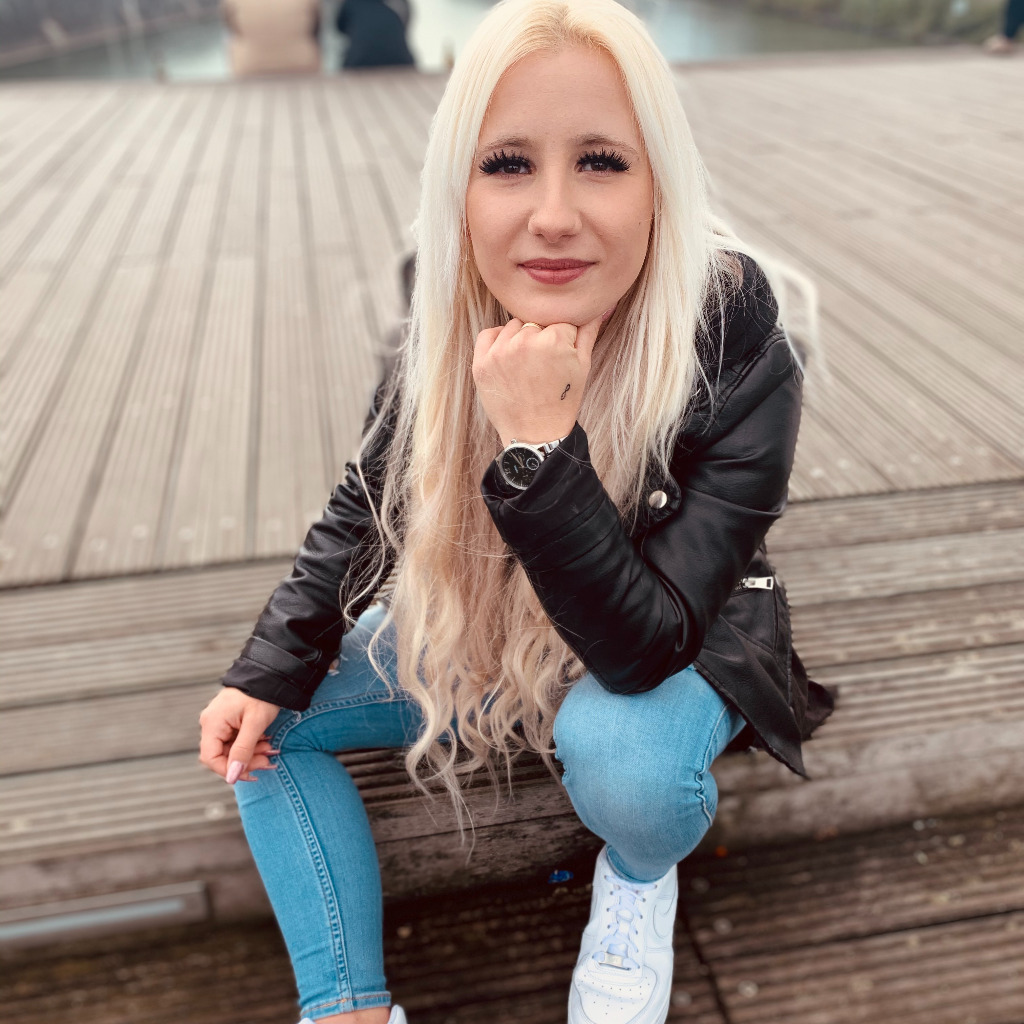 Kim Christin Kirschner - Pflegehilfskraft - DRK | XING