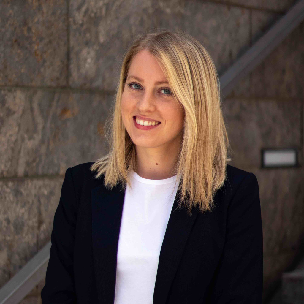 Julia Blocher - Assistenz der Geschäftsführung - Rettig & Partner ...
