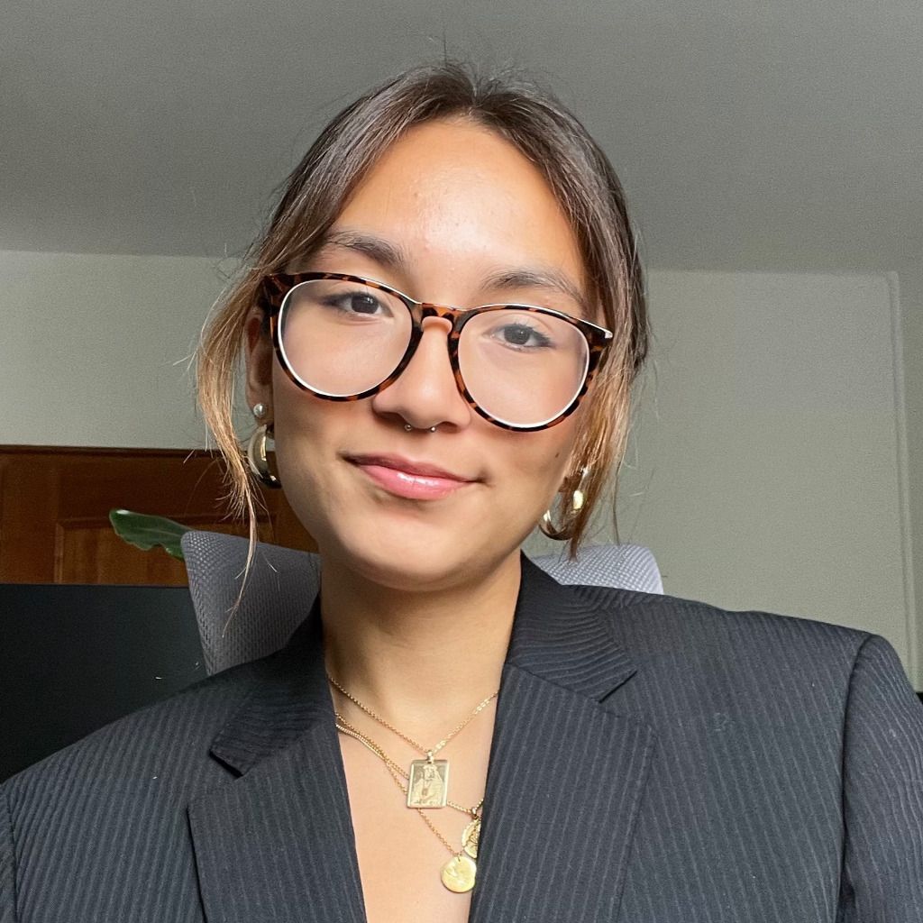 Selina Ramirez - Kauffrau für Büromanagement - Media Markt Deutschland ...