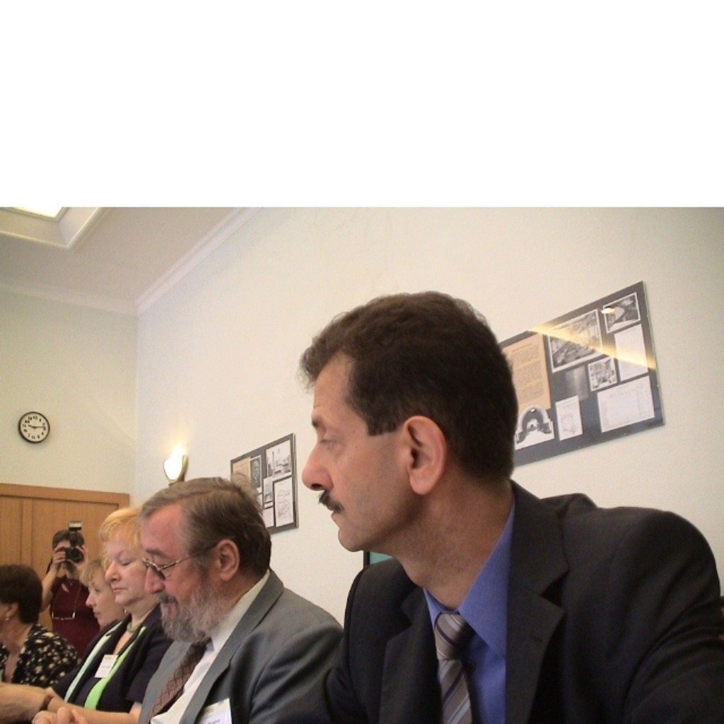 Péter Halpern - visiting assistant professor - BGF / WH Budapest / BBS ...