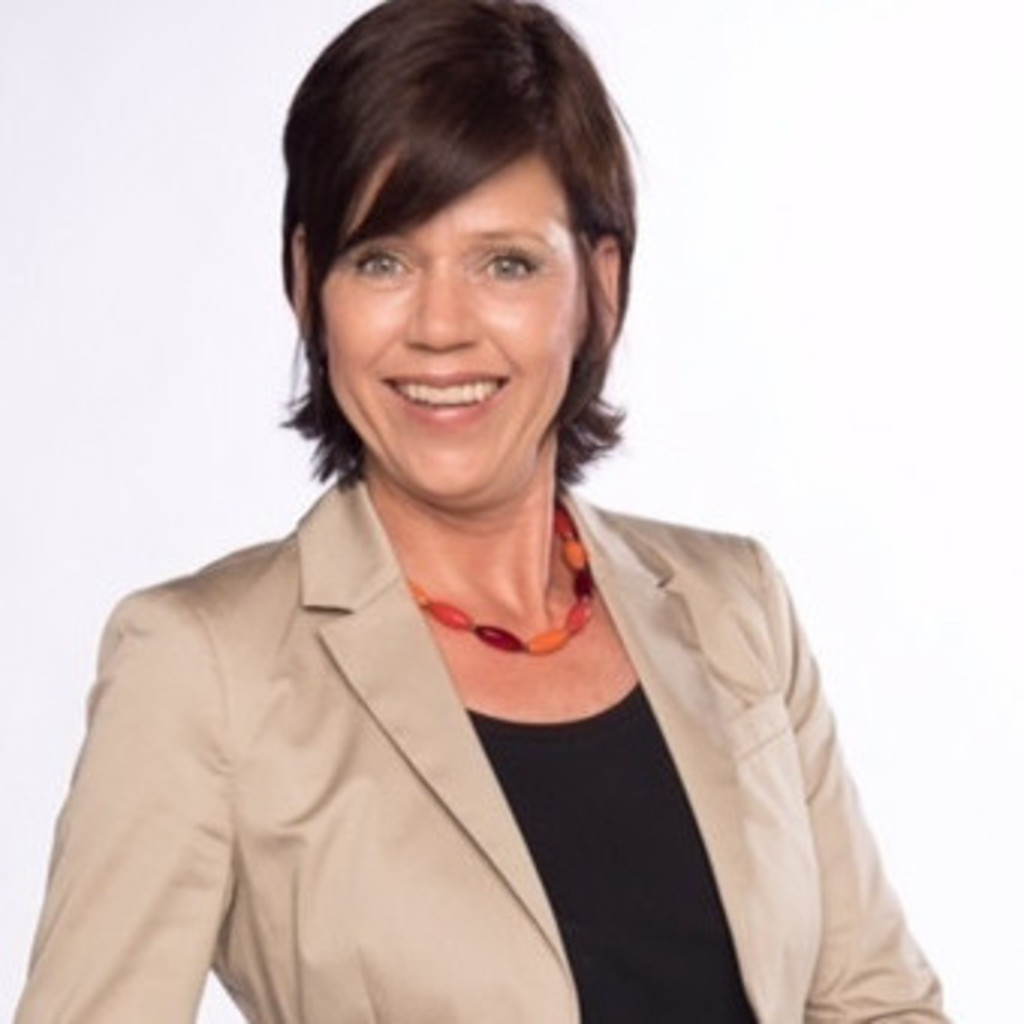 Birgitt Stäglich - Expertin für Ihren erfolgreichen Auftritt - Beauty ...