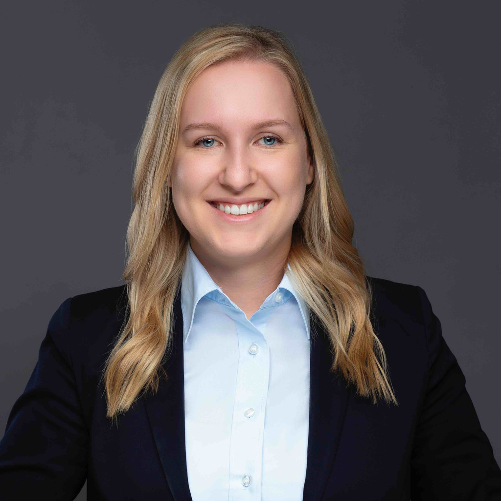 Laura Kerber - Senior Associate - KPMG AG ...