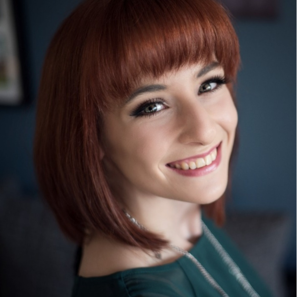 Kim Alt's Instagram, Twitter & Facebook on IDCrawl