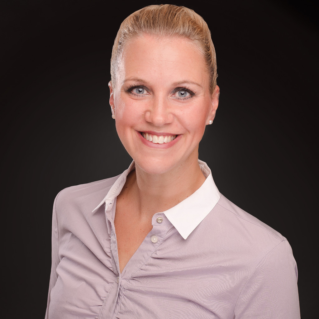 Jana Kasper's Instagram, Twitter & Facebook on IDCrawl