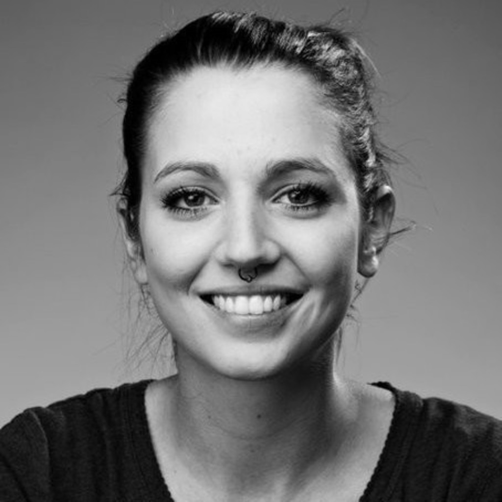 Zoé Zimmermann - Sales, Events und Distribution - Youngcom AG | XING