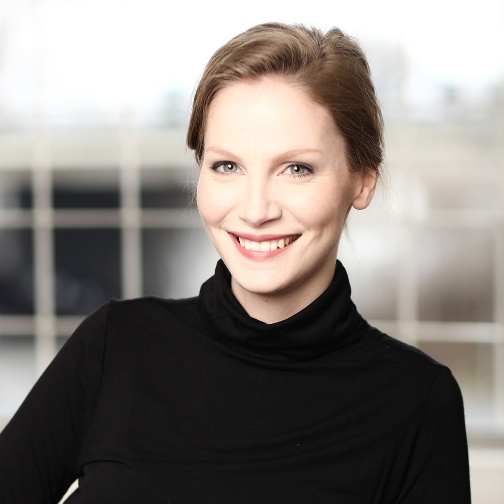 Helena Papst - Expertin Projektmanagement - STRABAG Property and ...