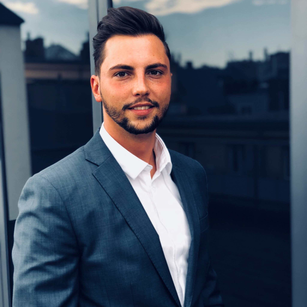 Martin Wenig - Head Concierge - Park Hyatt Vienna | XING