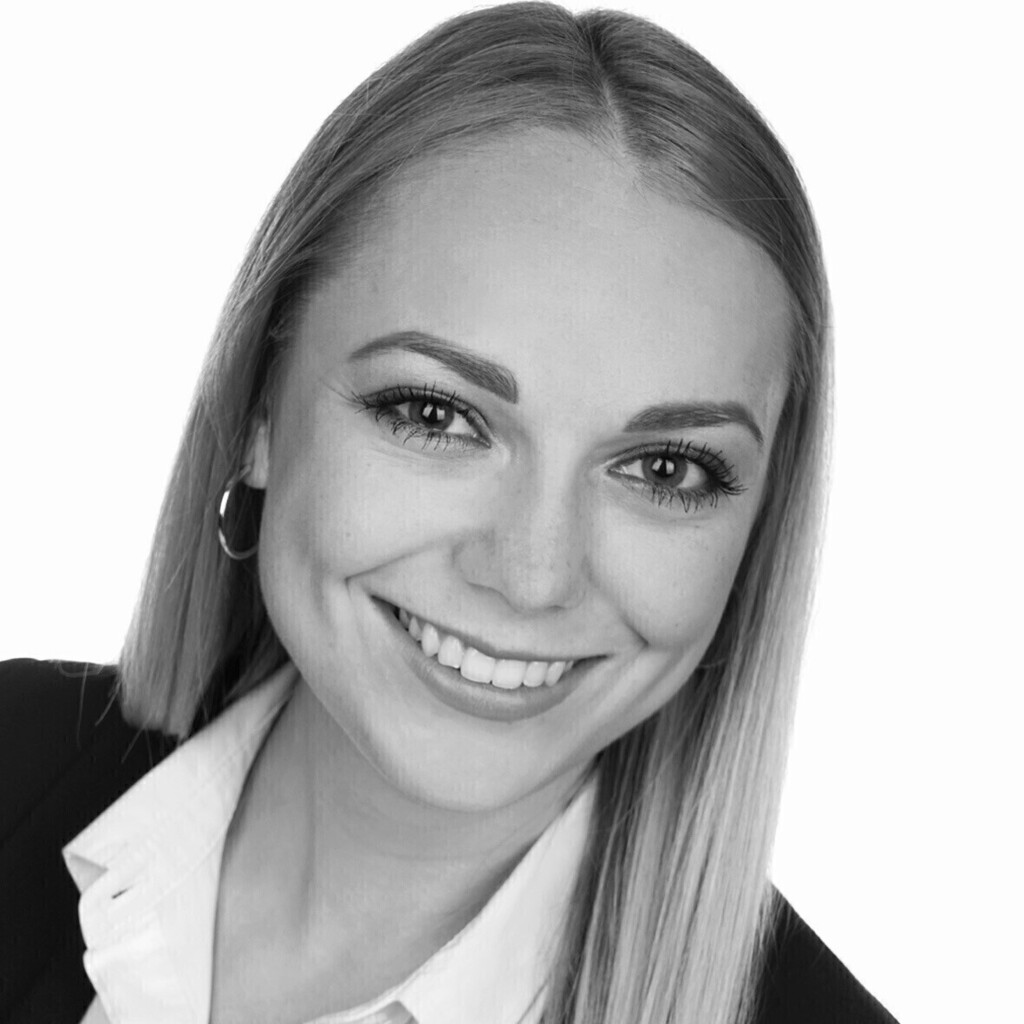 Lisa Simon's Instagram, Twitter & Facebook on IDCrawl